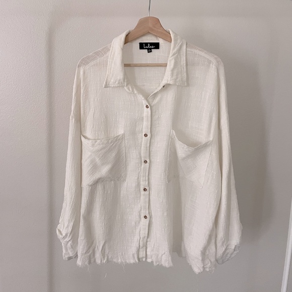 Lulus | Tops | Lulus Raw Hemmed White Button Up Blouse | Poshmark